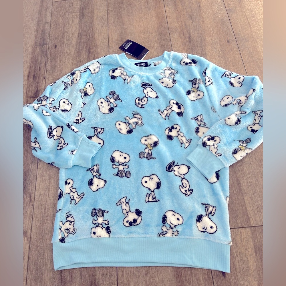 Nwt Peanuts Snoopy Sky Winter Blue Fuzzy Cozy Sweatsh… - Gem